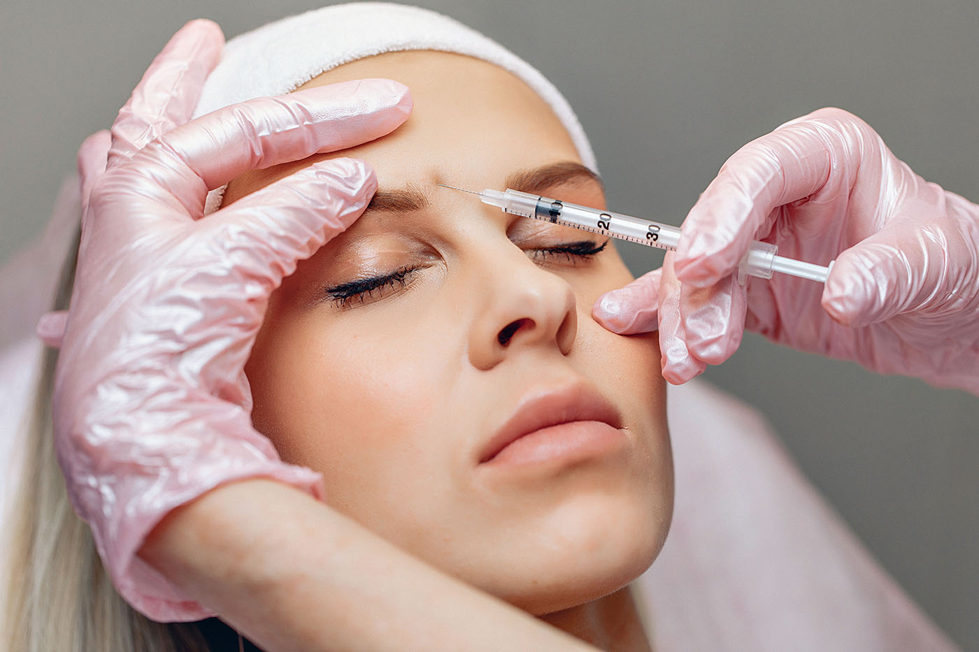 Non-Surgical Face Procedures for Anti-Aging [A-Z Guide]